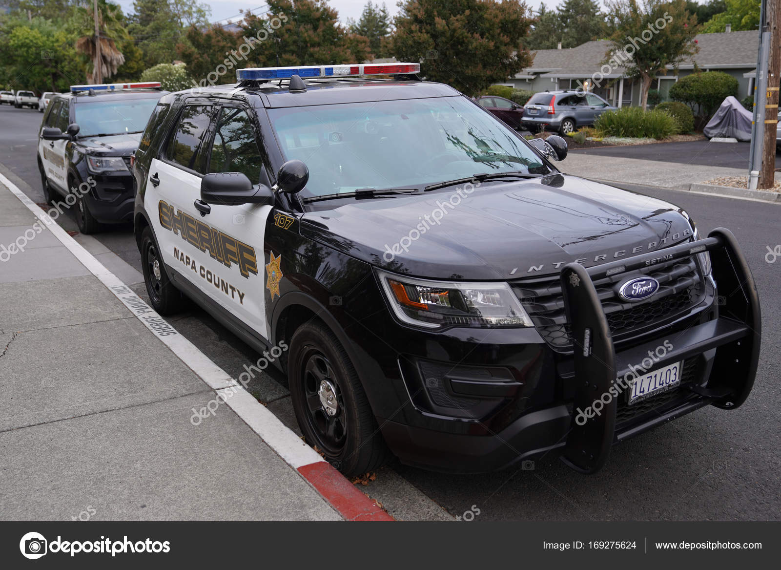 Napa County sheriff's car – Stock Editorial Photo © zhukovsky #169275624