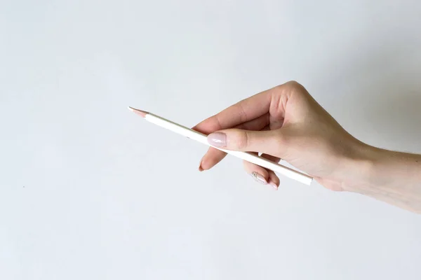 연필잡은 손 스톡 사진, 로열티-프리 연필잡은 손 이미지 | Depositphotos