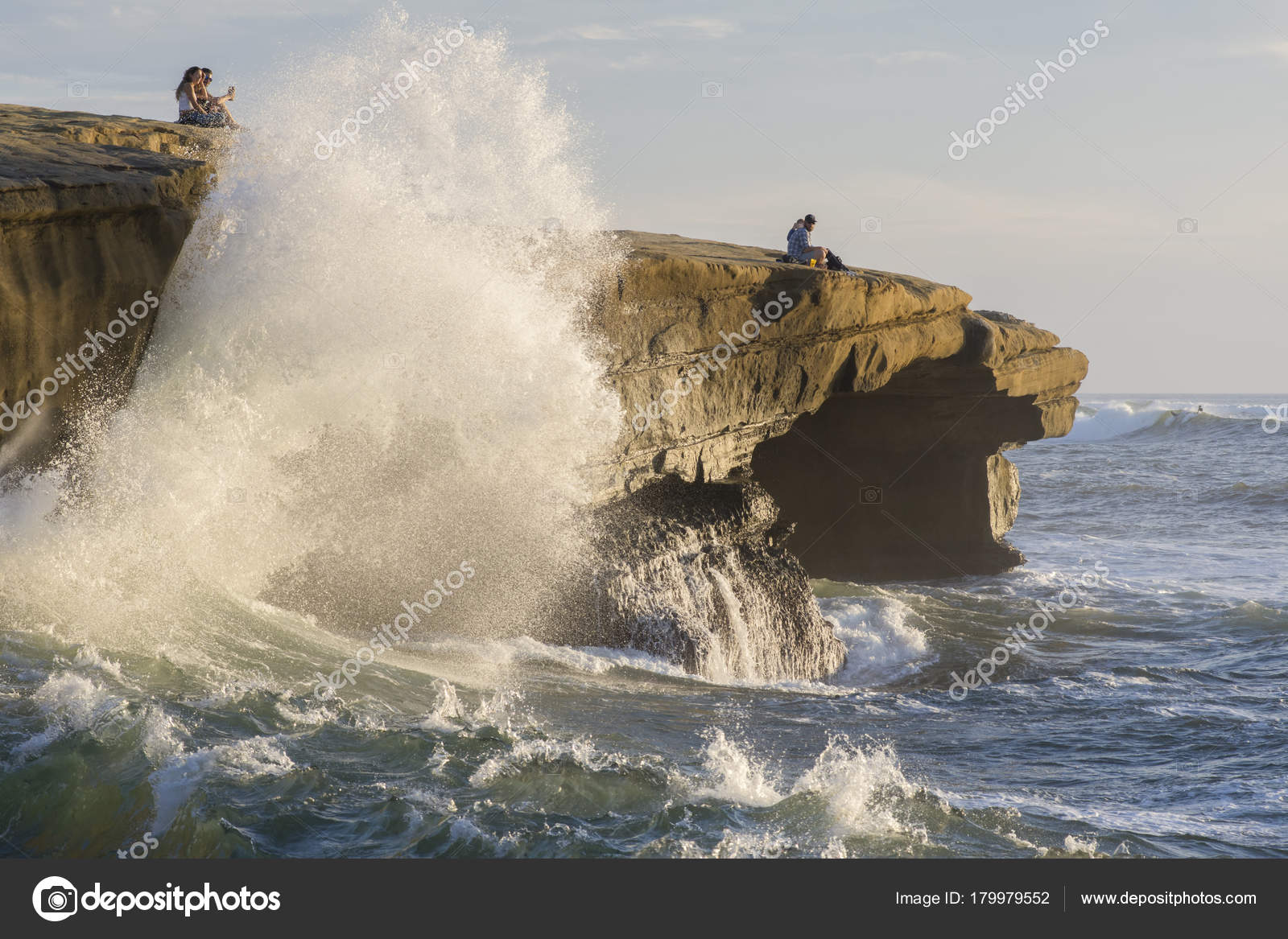 Crashing Waves Cliff