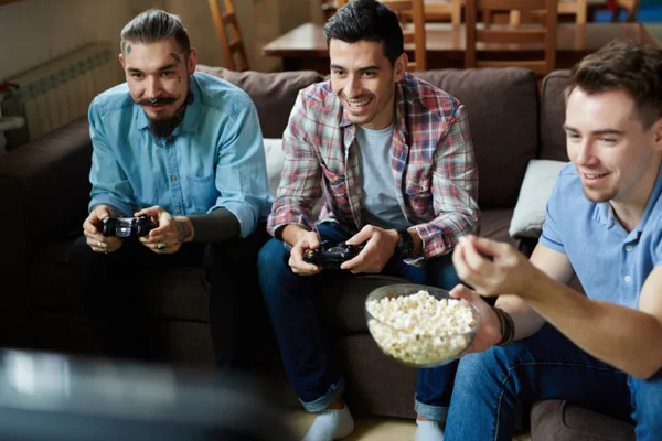 Gaming friends Stock Photos, Royalty Free Gaming friends Images ...