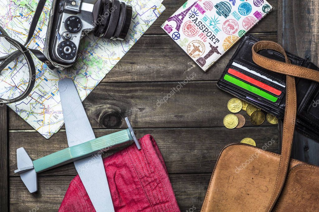 Planeando un viaje, vuelo en avión. Descanso, vacaciones, viaje. 2022