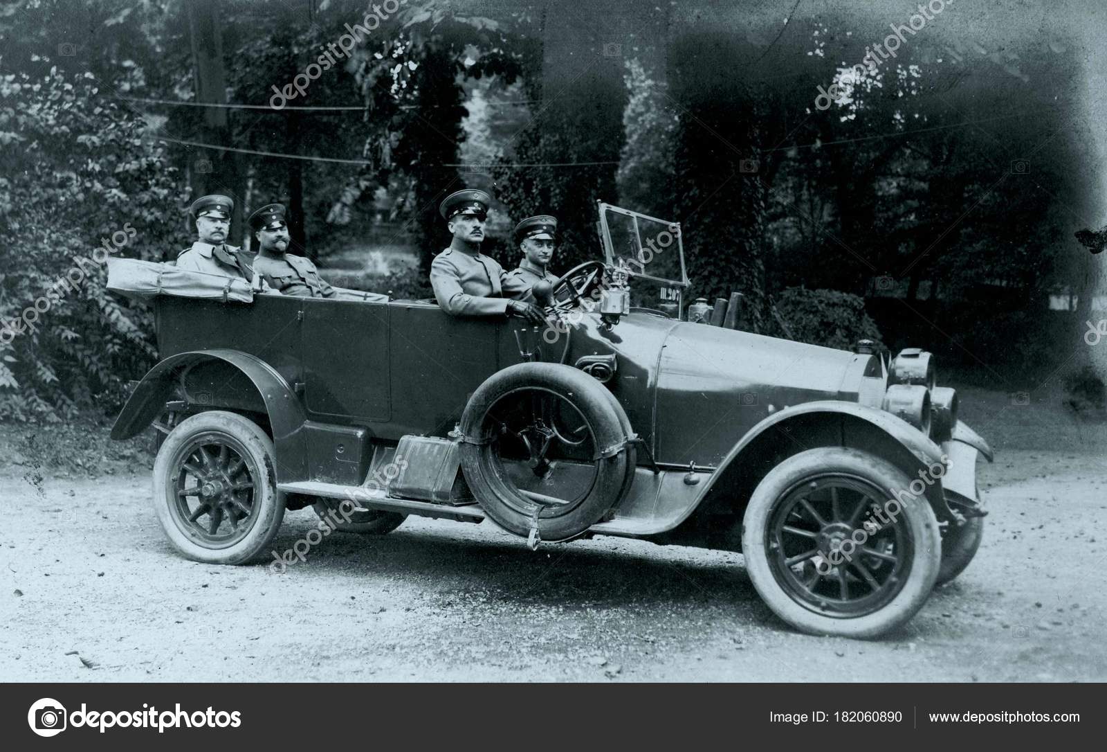 German Staff Car Driver Three High Ranking Officers — Stock Editorial ...