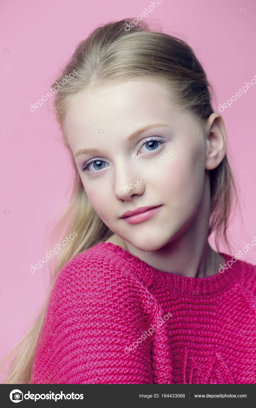 Pretty teen girl — Stock Photo © prometeus #164433068 Pretty teen girl — Stock Photo © prometeus #164433068