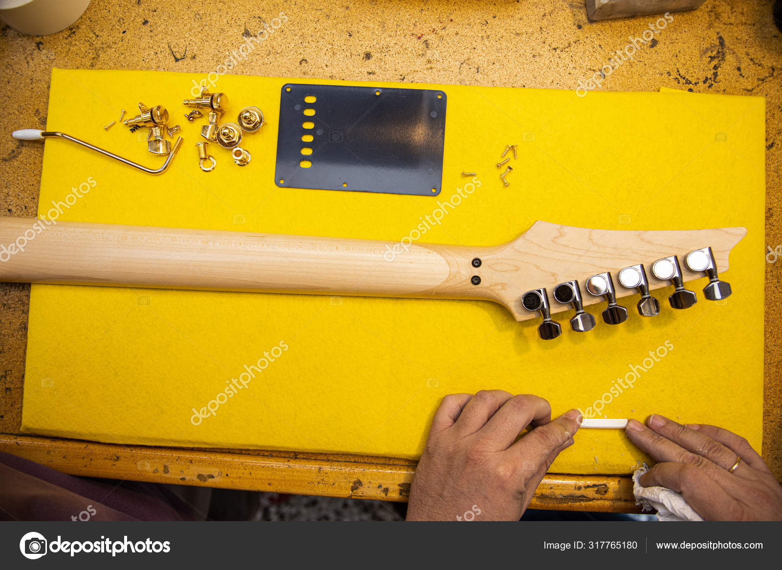 Luthier craftsman — Stock Photo © dfuentesphotostock #317765180