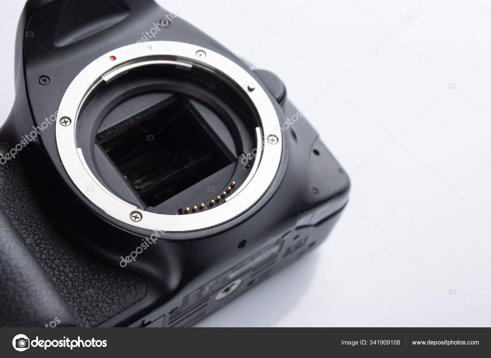 Closeup DSLR camera without lens — Stock Photo © maksimchuk #341909108