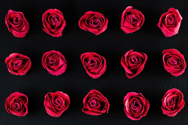 Dozen roses Stock Photos, Royalty Free Dozen roses Images | Depositphotos