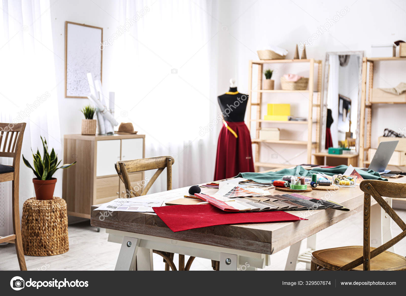 Fashion Studio Room