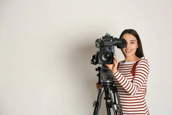 Camerawoman Stock Photos, Royalty Free Camerawoman Images | Depositphotos