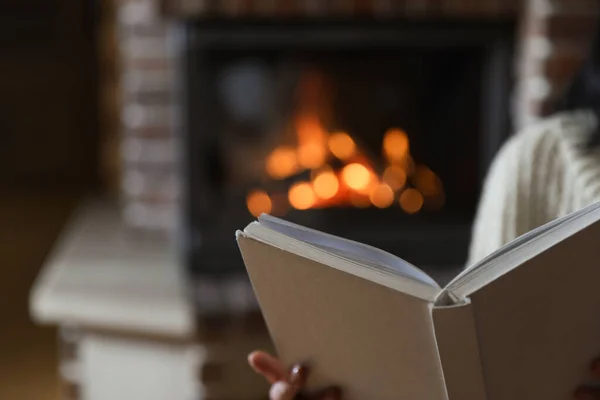 Reading by fireplace Stock Photos, Royalty Free Reading by fireplace ...