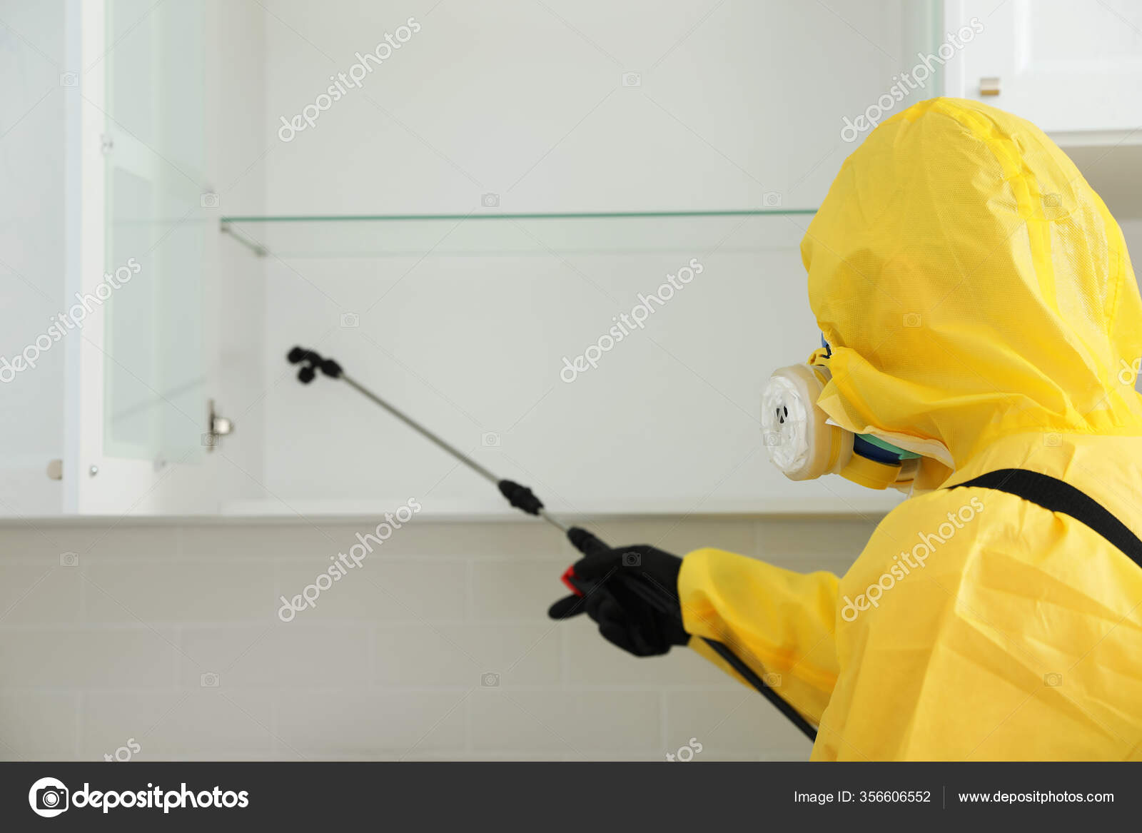 Pest Control Worker Protective Suit Spraying Insecticide Furniture ...