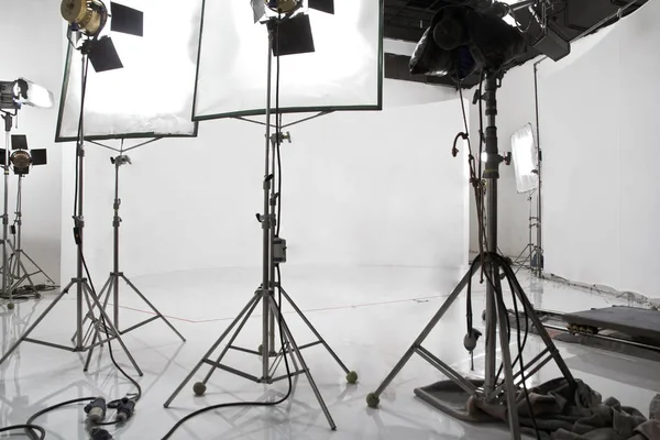 Studio lighting equipment Stock Photo by ©ponsulak 165243072