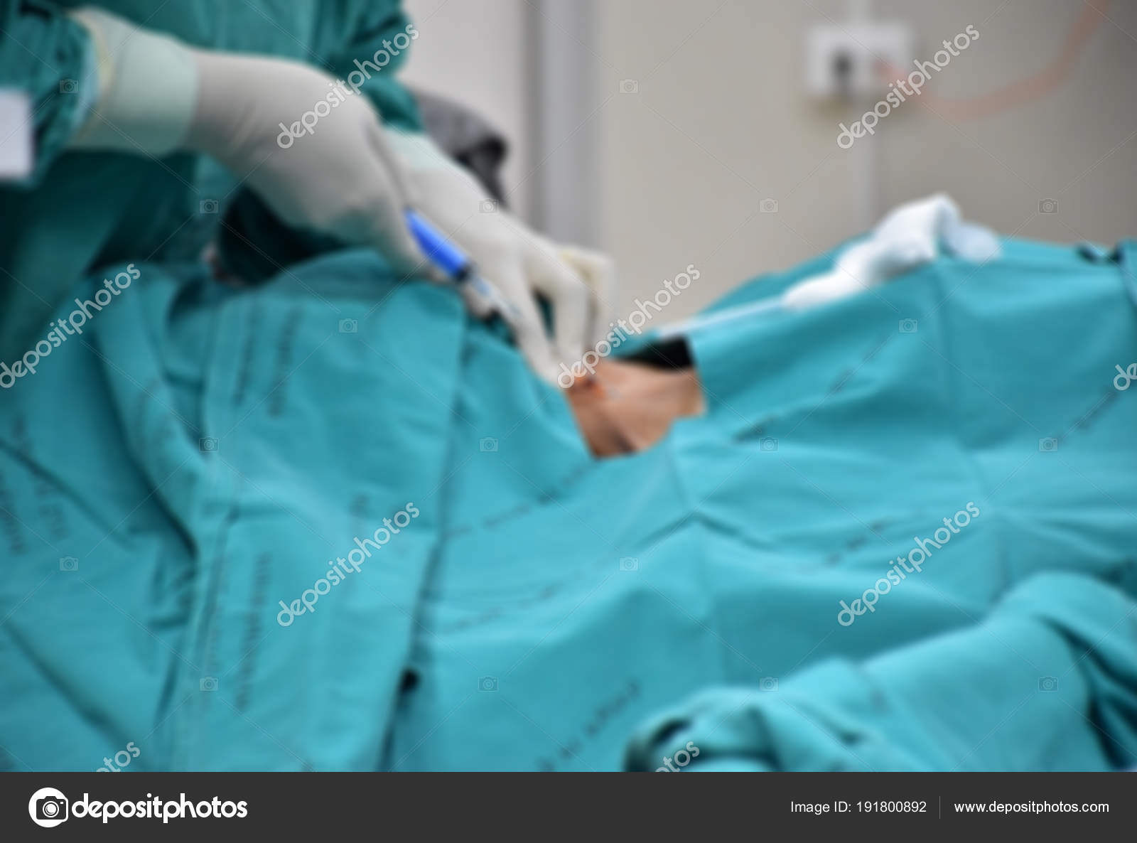 Anesthesiologist Approach Internal Jugular Vien Get Central Venous ...
