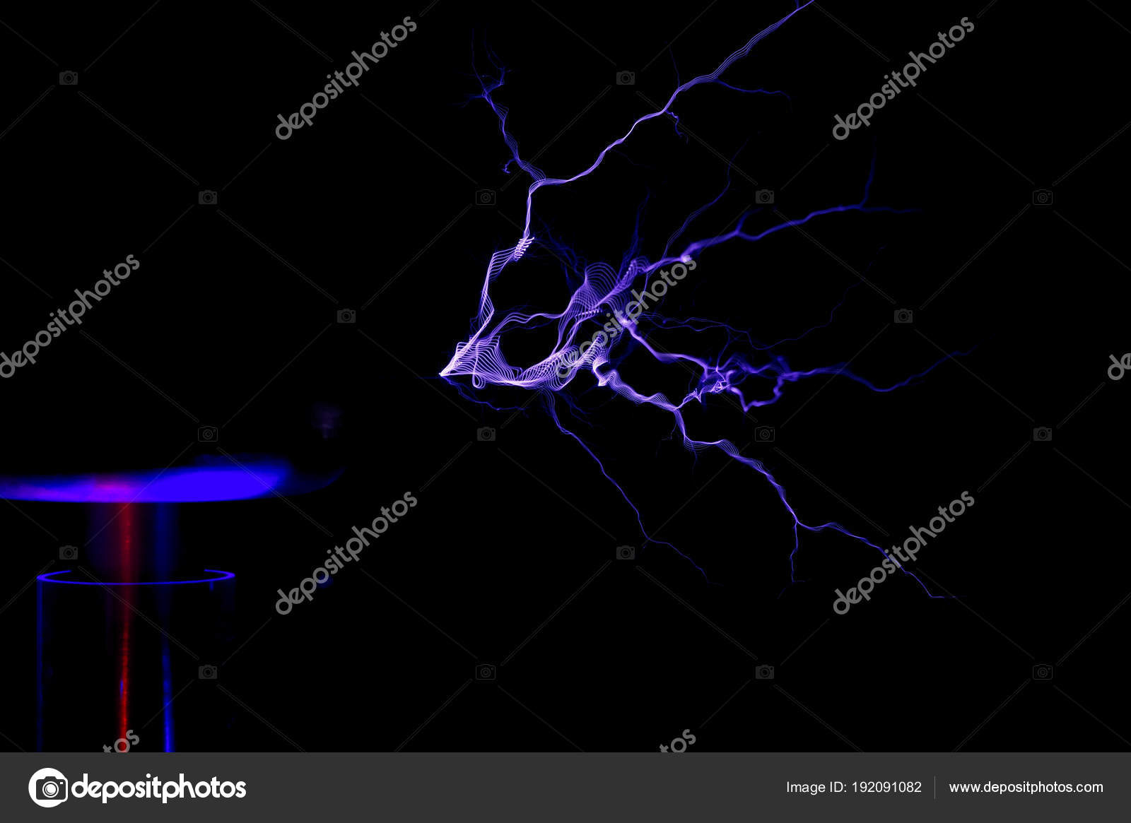 Electrostatic Discharge Tesla Coil Stock Photo by ©Manudnt 192091082