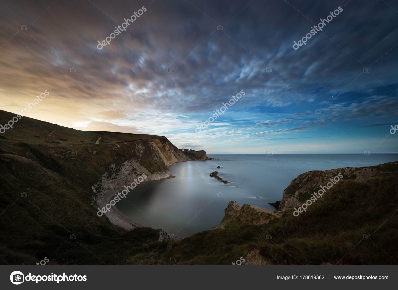 Moonlight Dorset Coast Moon Rises Man War Cove Durdle Door — Stock ...