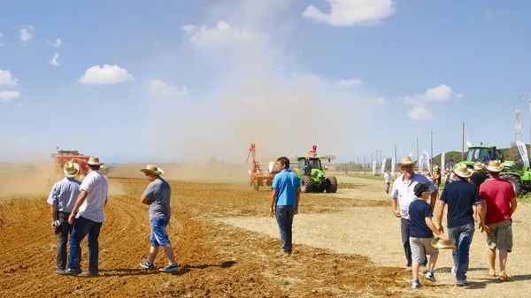 In an agricultural fair with free admission, a well-known italian brand ...
