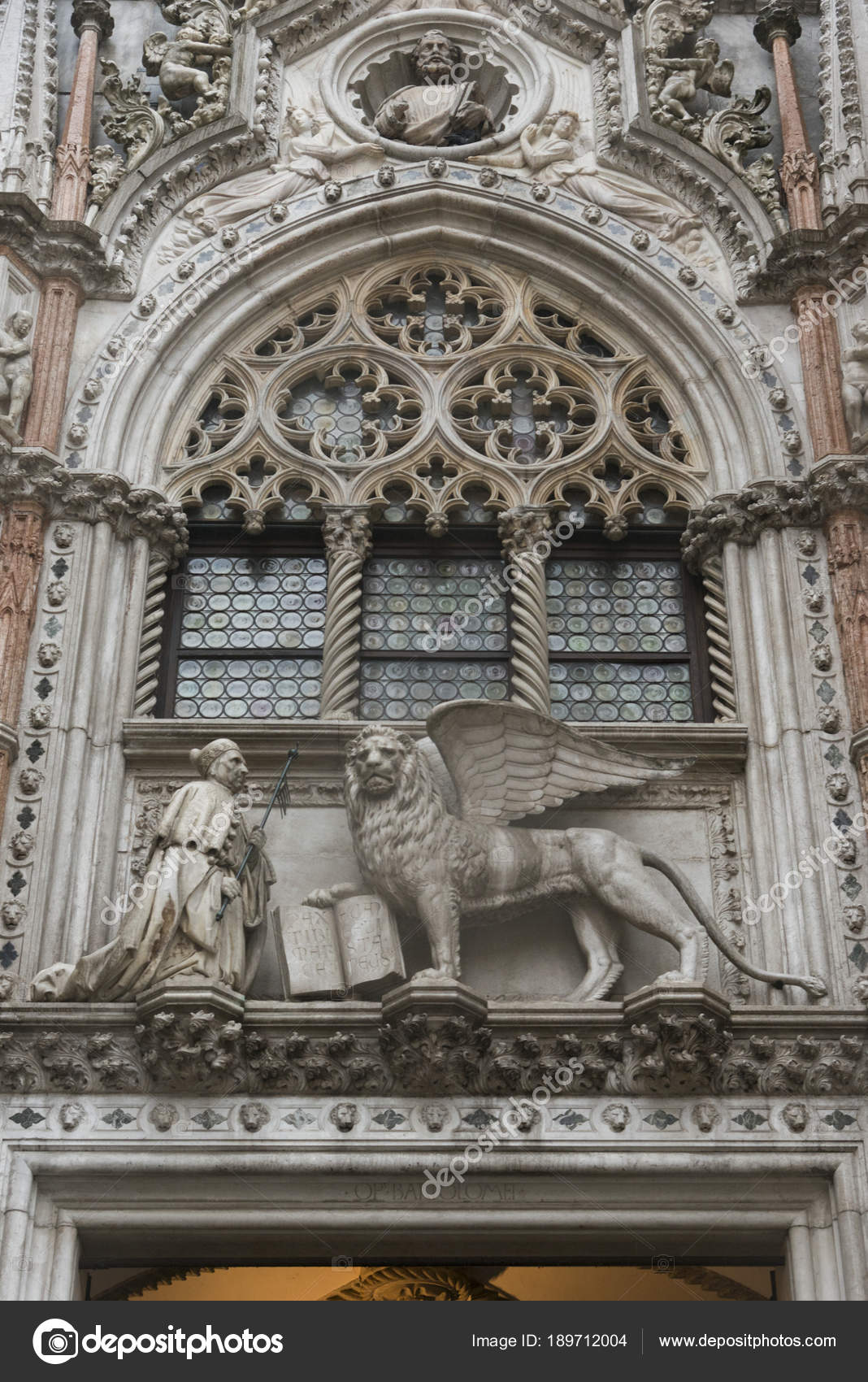 Estatua León Alado San Marcos Ducado Adorna Edificio Palacio Ducal ...