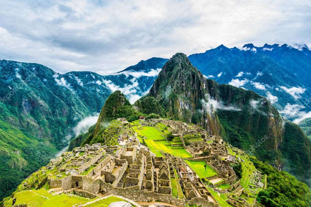 Antiguos incas ciudad de Machu Picchu. Perú — Foto de stock © blunker ...