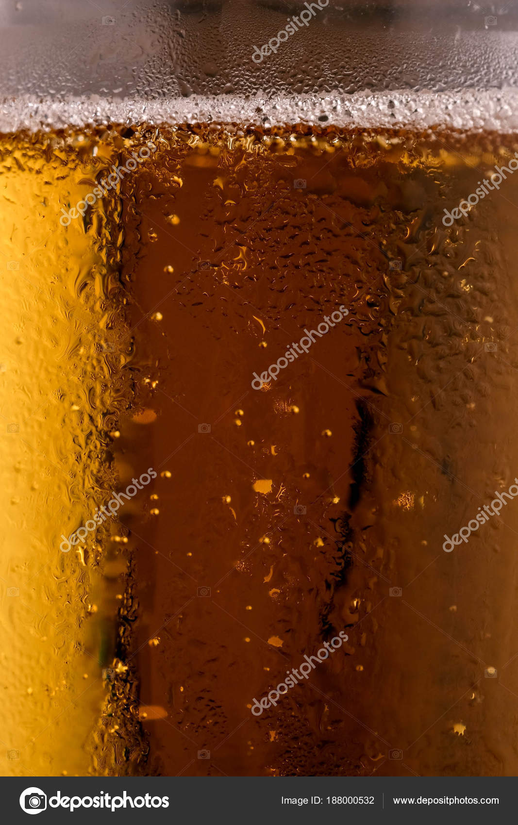 Pouring beer with bubble froth in glass for background — Stock Photo ...