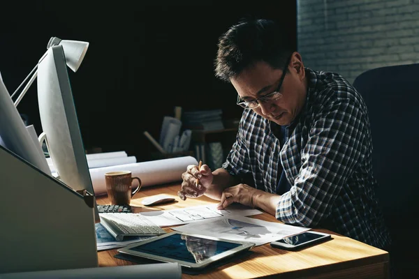 Architect drawing sketch - Stock Image - Everypixel