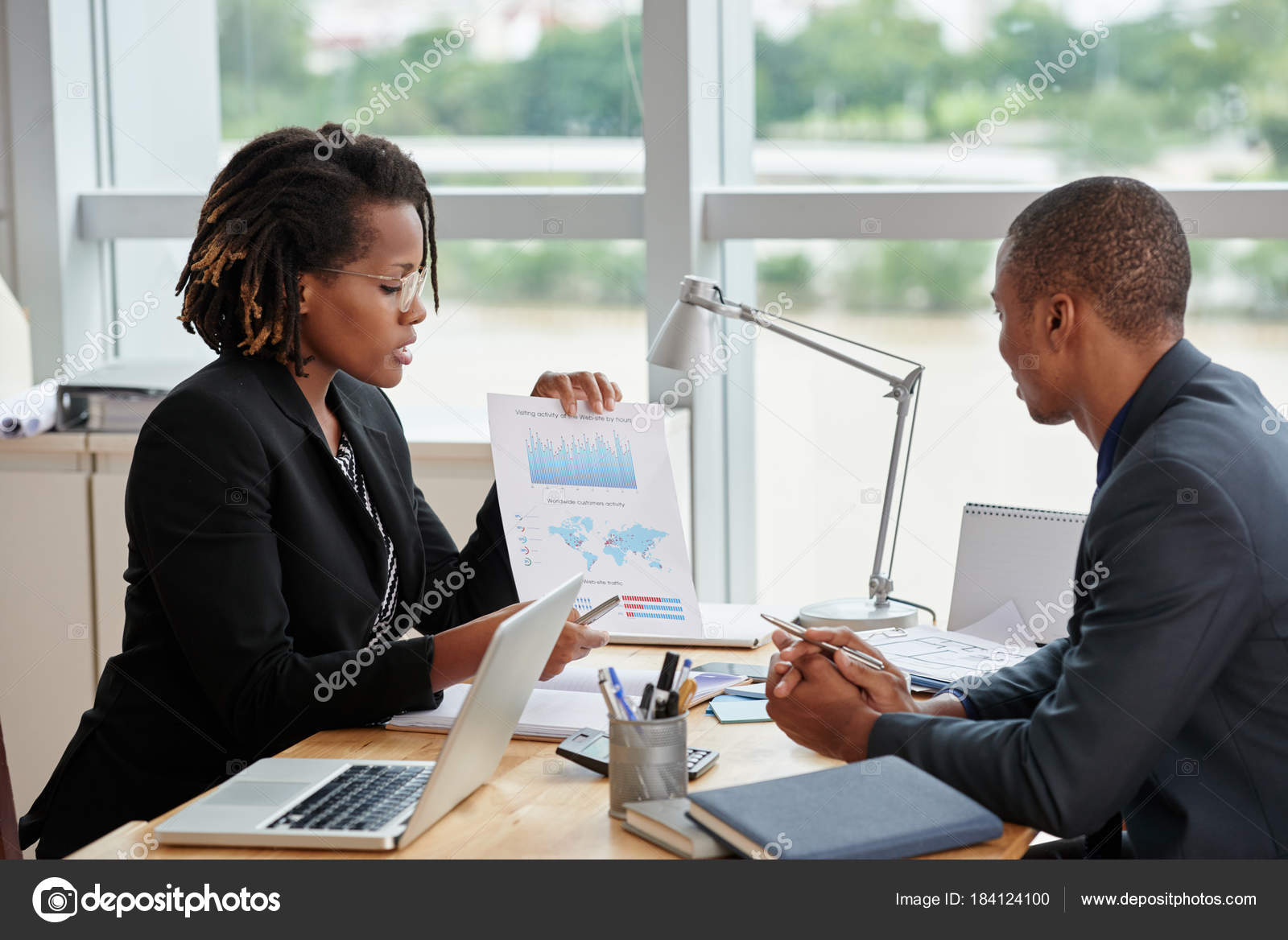 Business Woman Showing Diagram Explaining Information Entrepreneur ...