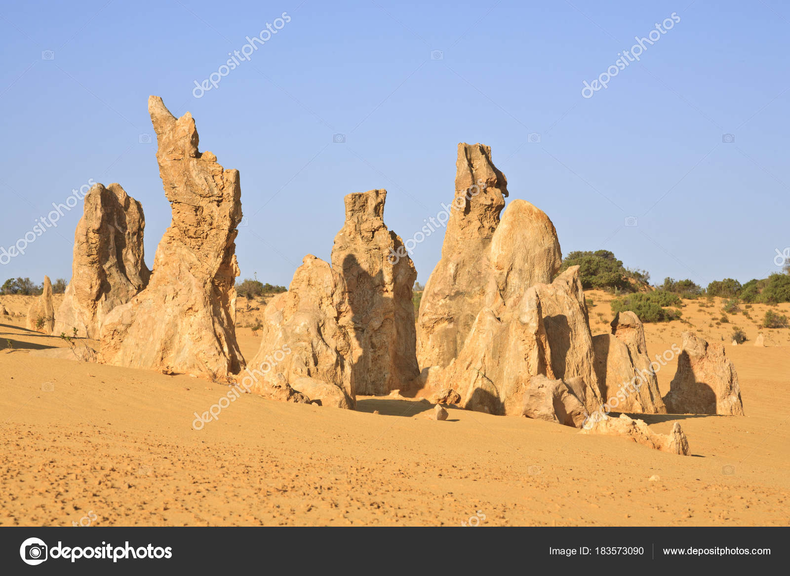 The Pinnacles, Western Australia Stock Photo by ©TravellingLight 183573090