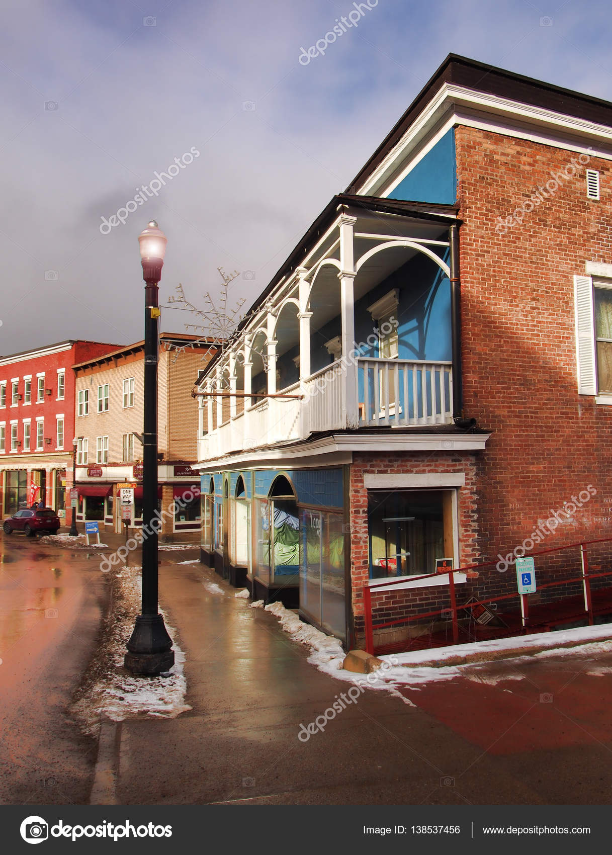 Saranac Lake downtown — Stock Editorial Photo © debramillet #138537456