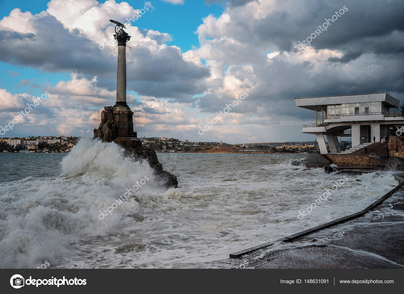 Monument to the scuttled ships Stock Photo by ©redina 148631091