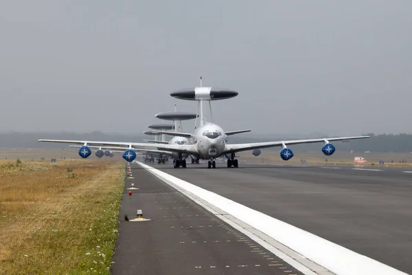 Boeing 707 Stock Photos, Royalty Free Boeing 707 Images | Depositphotos