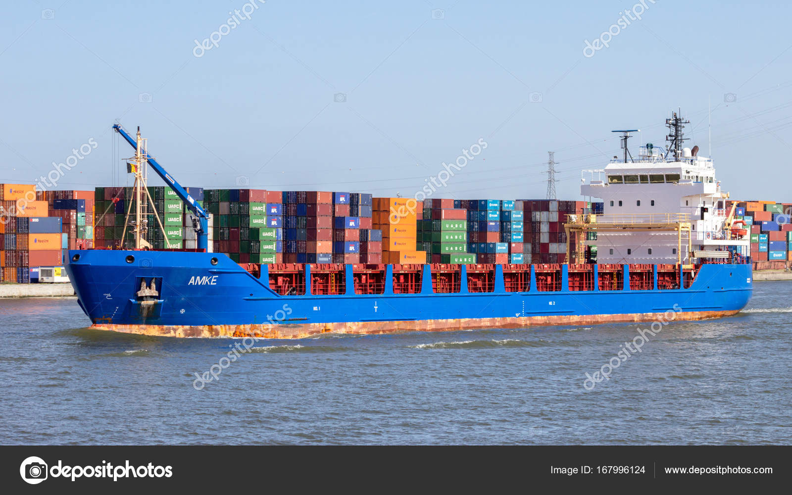 Cargo container ship Port – Stock Editorial Photo © Foto-VDW #167996124