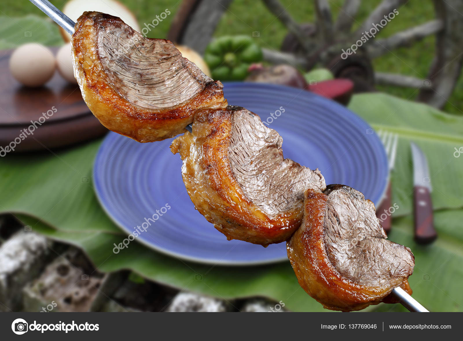 Picanha Tradicional Churrasco Brasileiro — Foto © Rocharibeiro 137769046