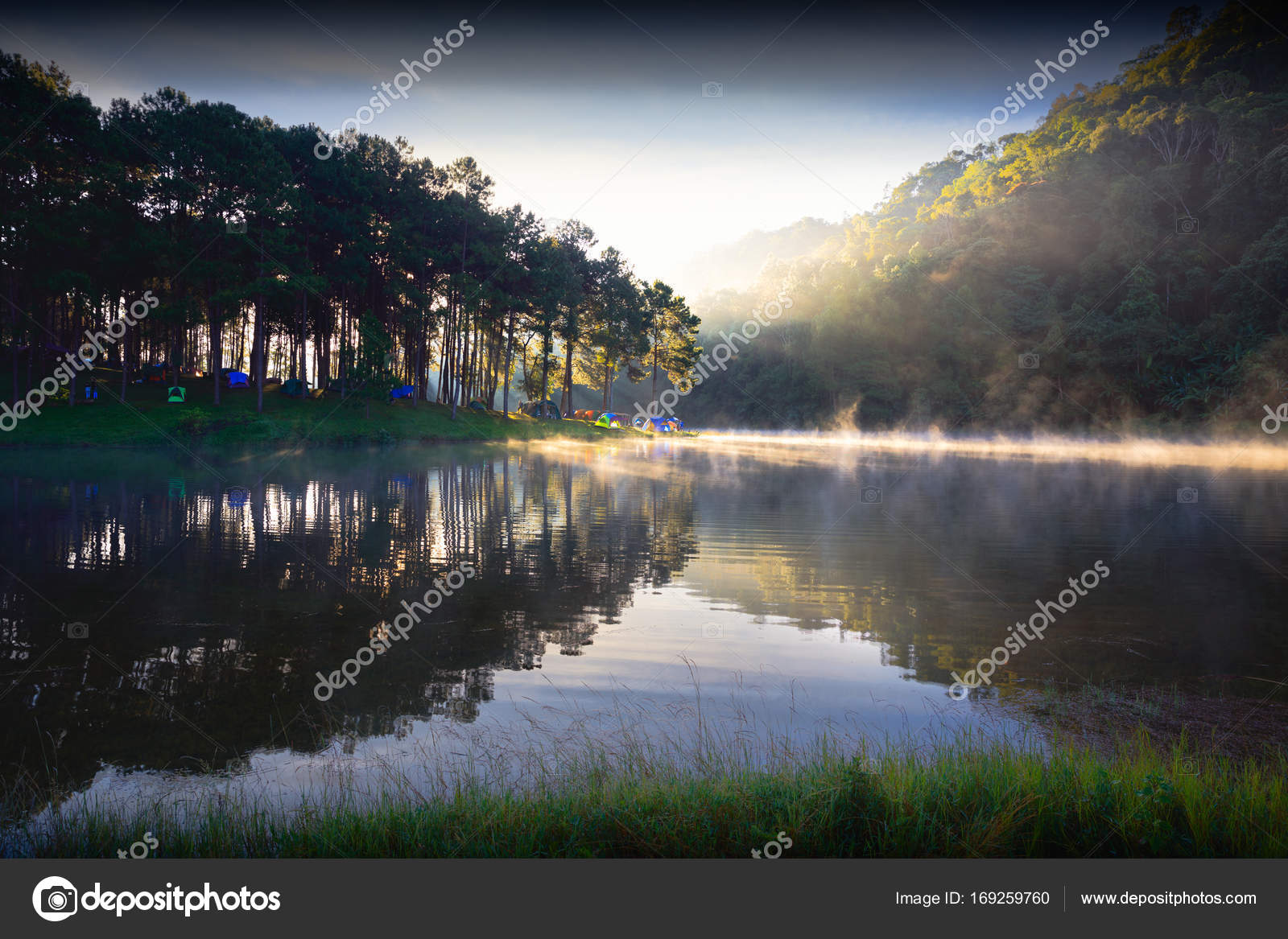 Morning at Pang Ung lake, Stock Photo by ©pat138241 169259760