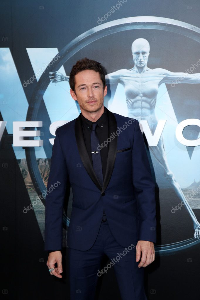 Actor Simon Quarterman – Stock Editorial Photo © Jean_Nelson #125256830