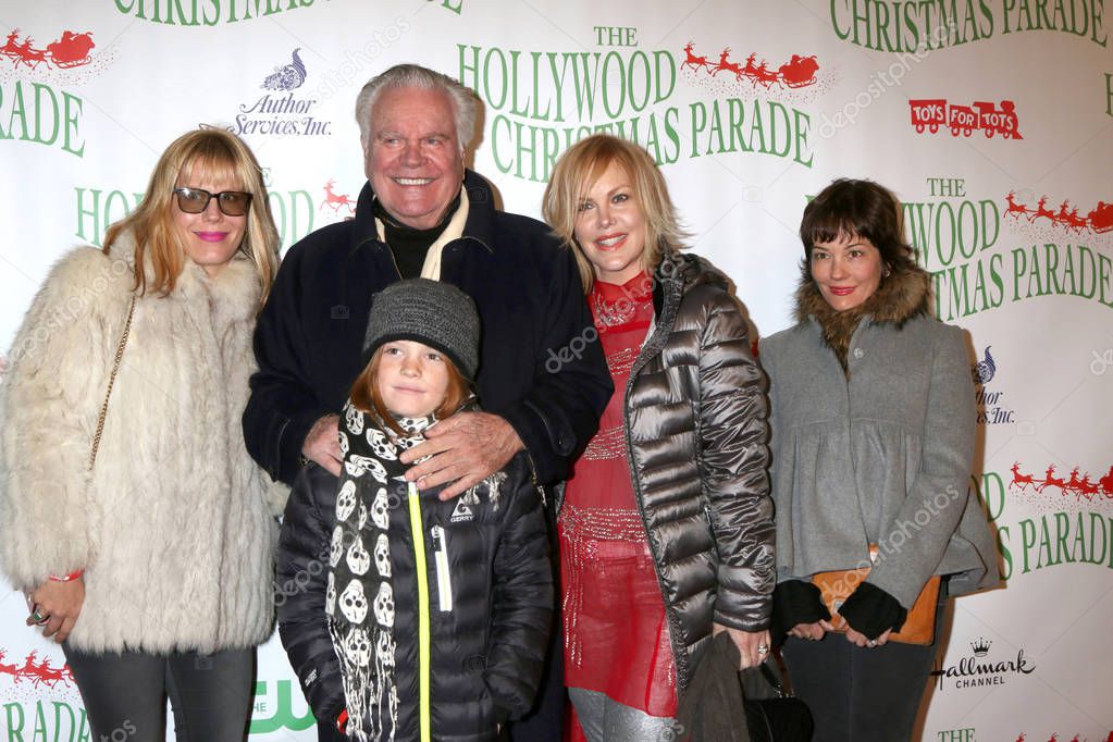 LOS ANGELES - NOV 27: Courtney Brooke Wagner, Robert Wagner, Riley ...