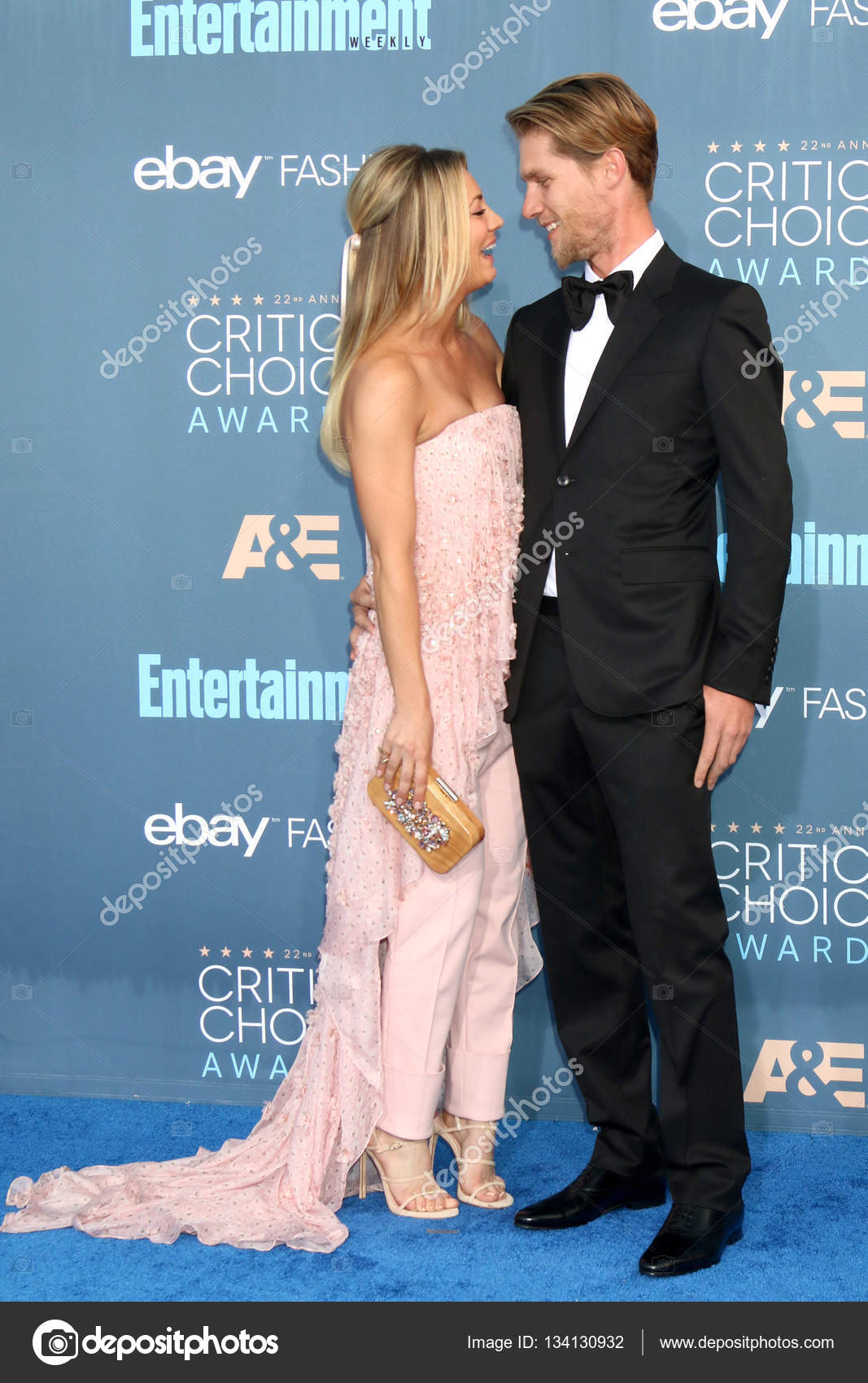 Kaley Cuoco, Karl Cook – Stock Editorial Photo © Jean_Nelson #134130932