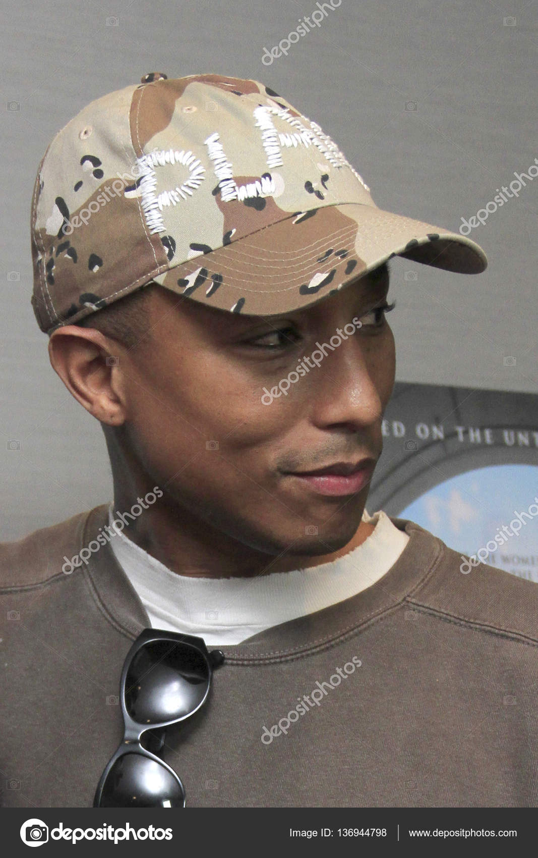 Singer Pharrell Williams — Stock Editorial Photo © Jean_Nelson #136944798