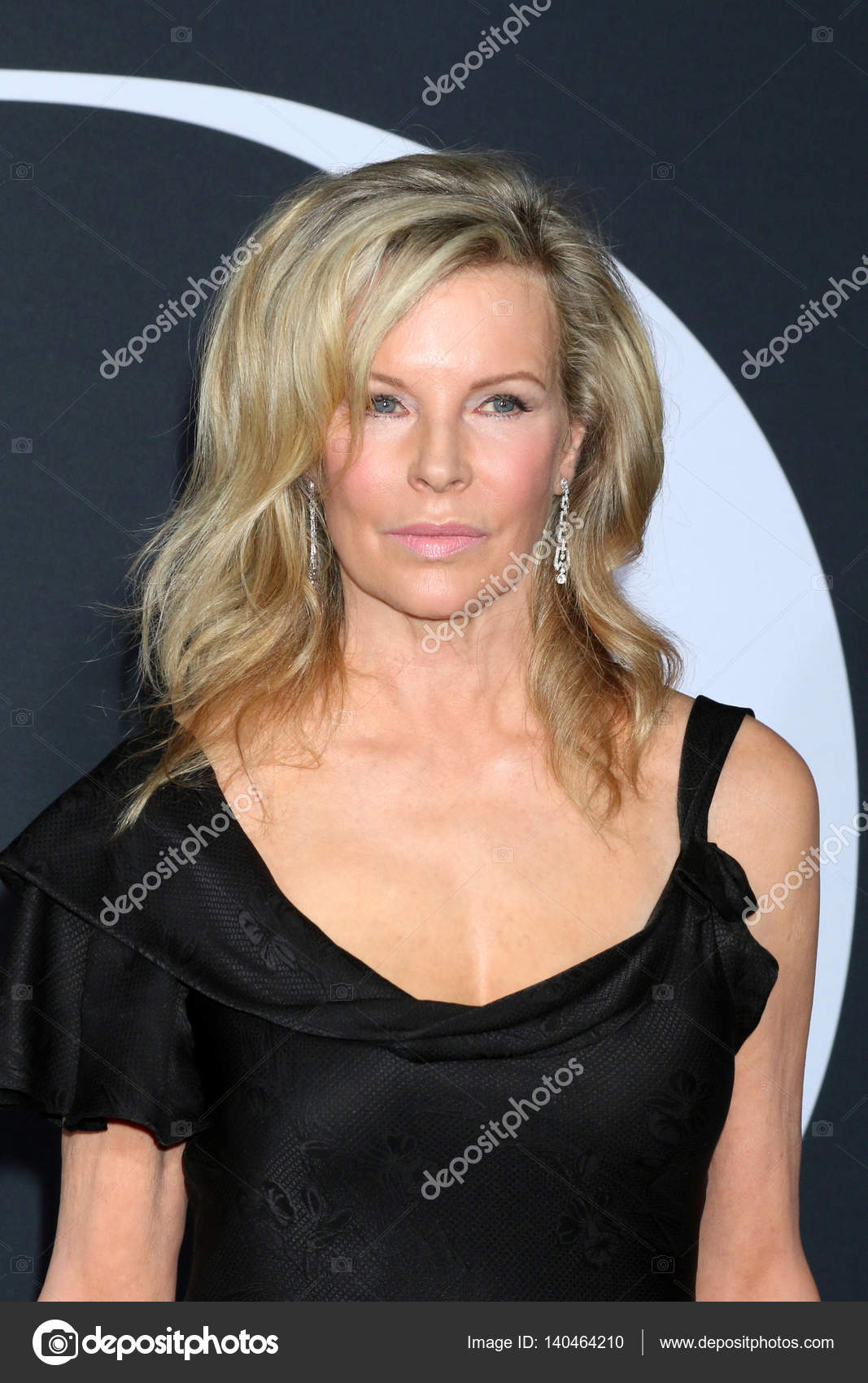 Actress Kim Basinger — Stock Editorial Photo © Jean_Nelson #140464210