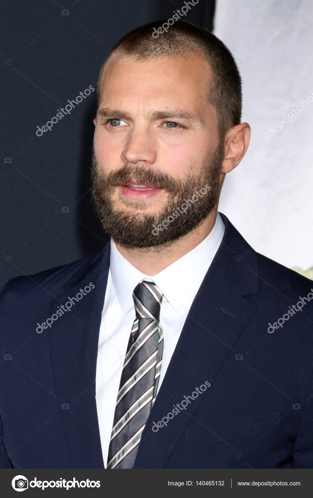 Jamie Dornan James Homem