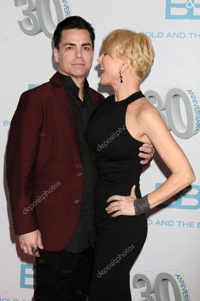 Mick Cain, Schae Harrison – Stock Editorial Photo © Jean_Nelson #146551565