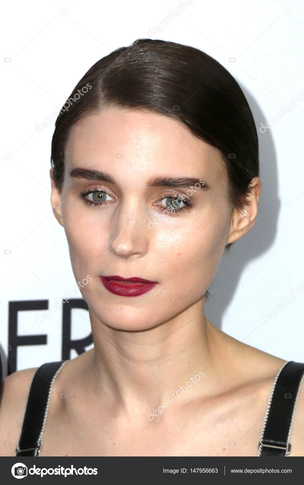 Actress Rooney Mara – Stock Editorial Photo © Jean_Nelson #147956663