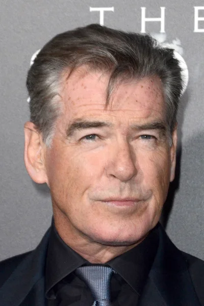 Actor Pierce Brosnan – Stock Editorial Photo © magicinfoto #60366617