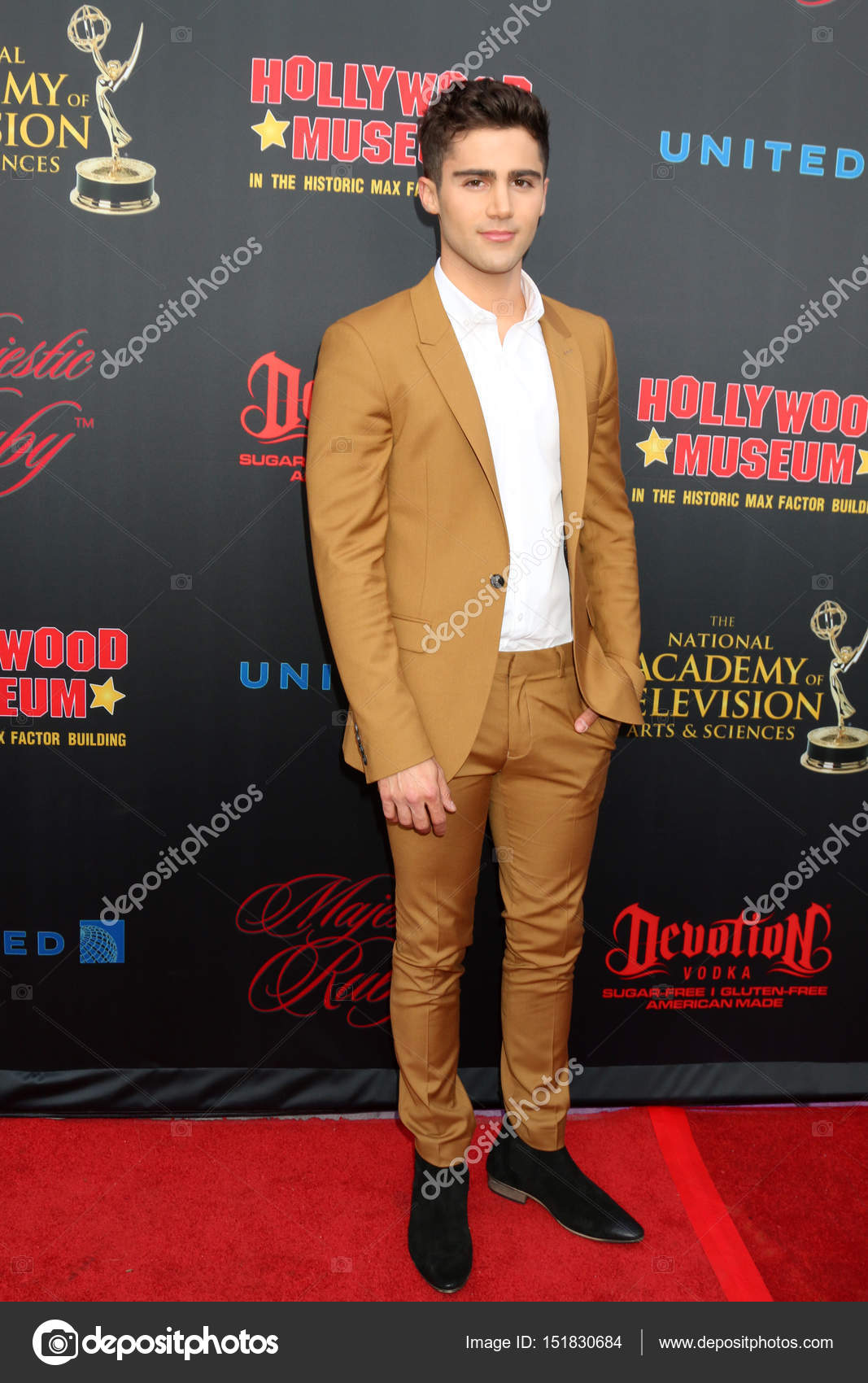 Max Ehrich Chris Colfer