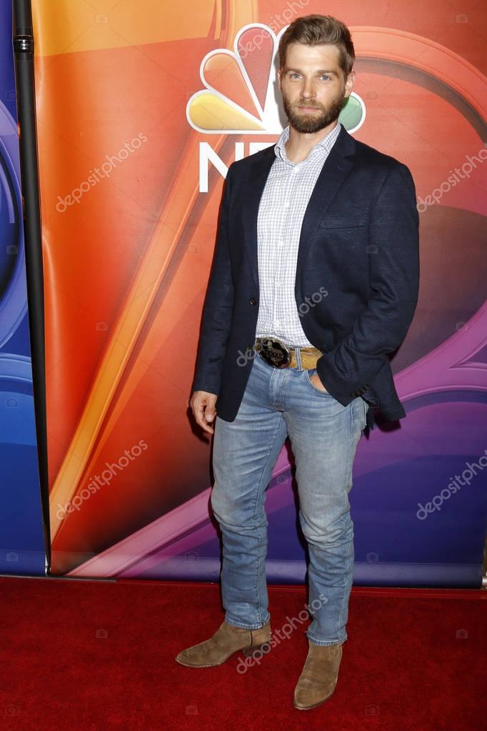 actor Mike Vogel 2023