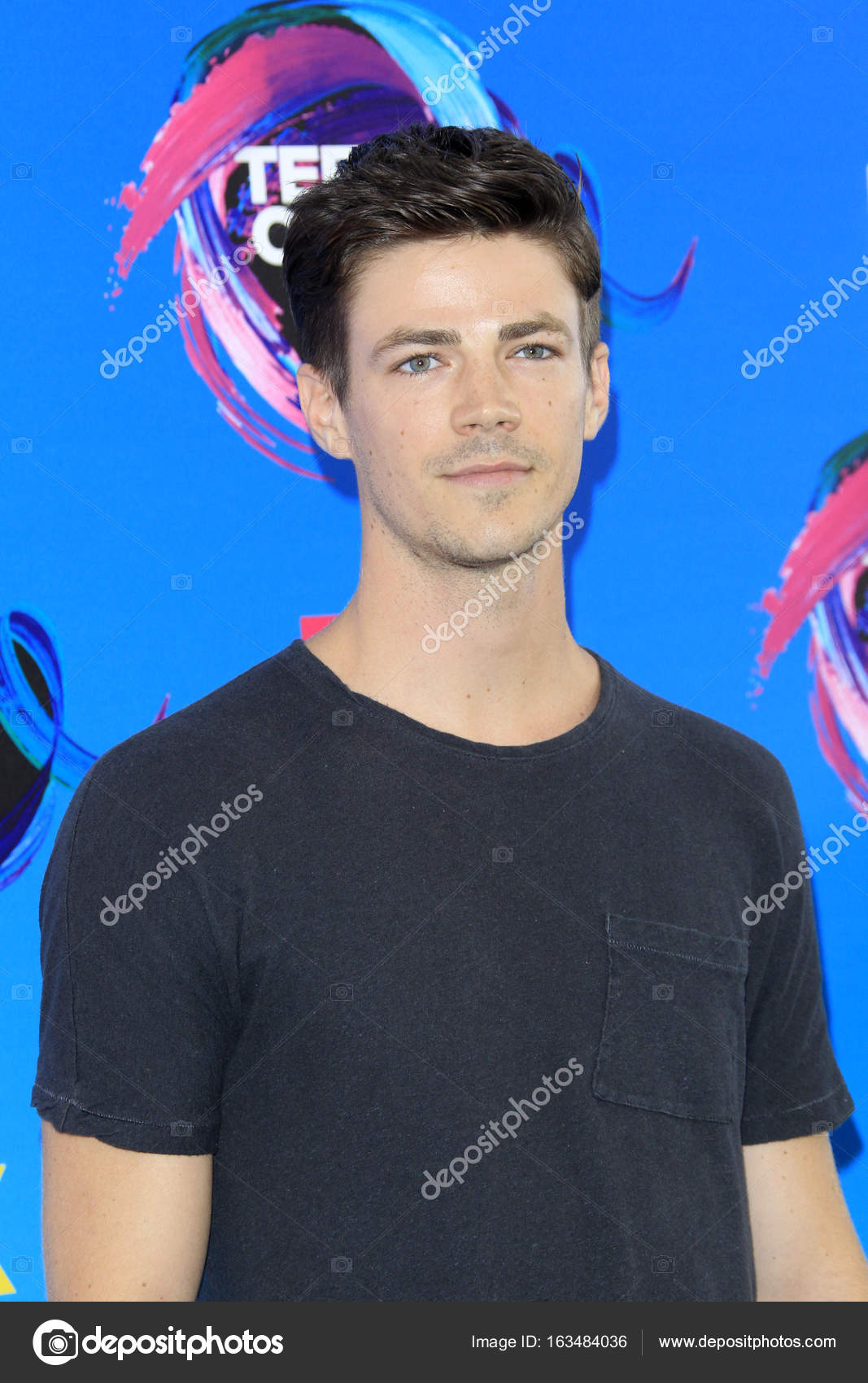 Grant Gustin