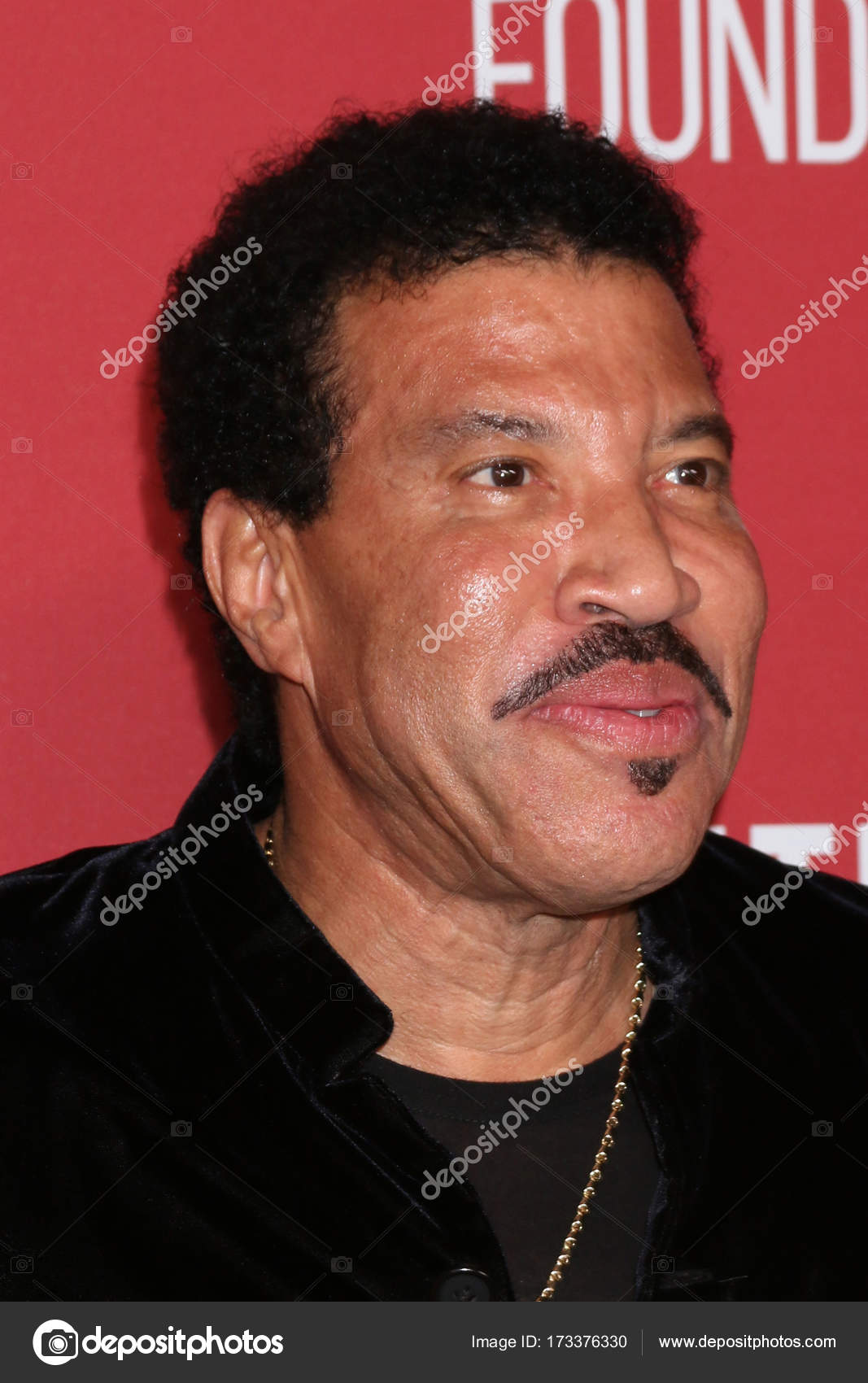 Singer Lionel Richie — Stock Editorial Photo © Jean_Nelson #173376330