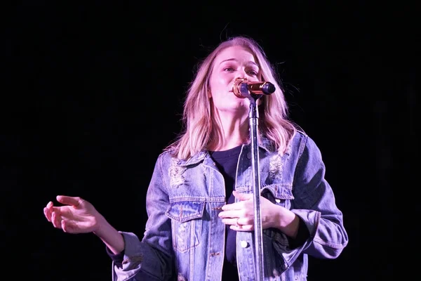 Singer pointing Stock Photos, Royalty Free Singer pointing Images ...