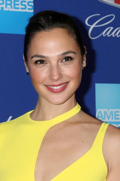 Gal godot Pictures, Gal godot Stock Photos & Images | Depositphotos®