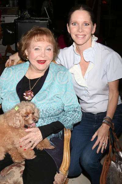 Lee Bell, Lauralee Bell – Stock Editorial Photo © Jean_Nelson #183403164