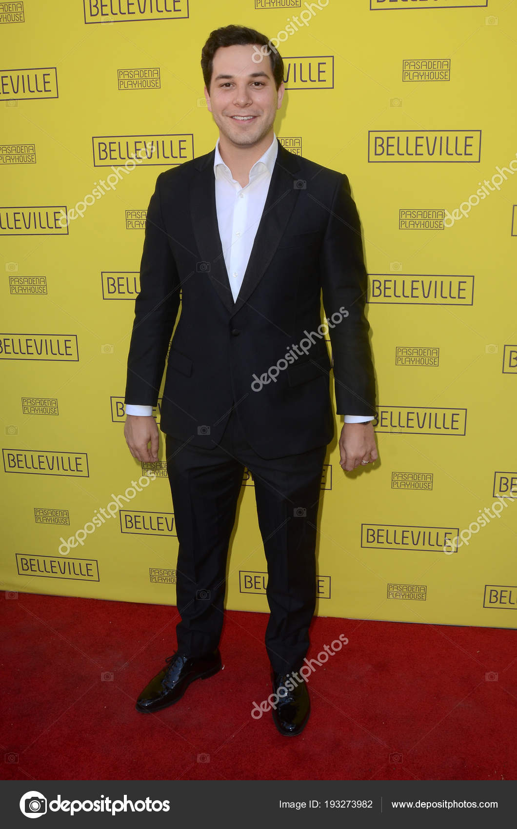 Actor Skylar Astin – Stock Editorial Photo © Jean_Nelson #193273982