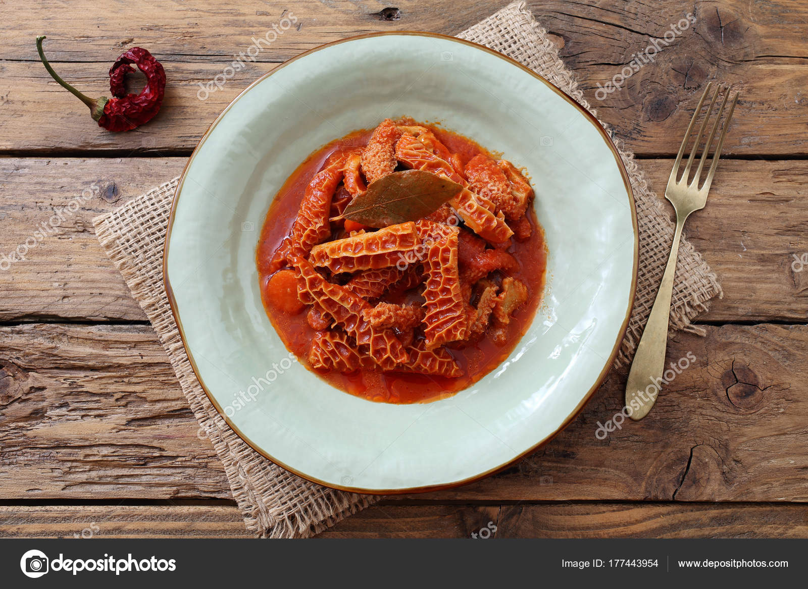 Tradional Tripe Tomato Sauce Rustic Ceramic Plate Kitchen Table ...