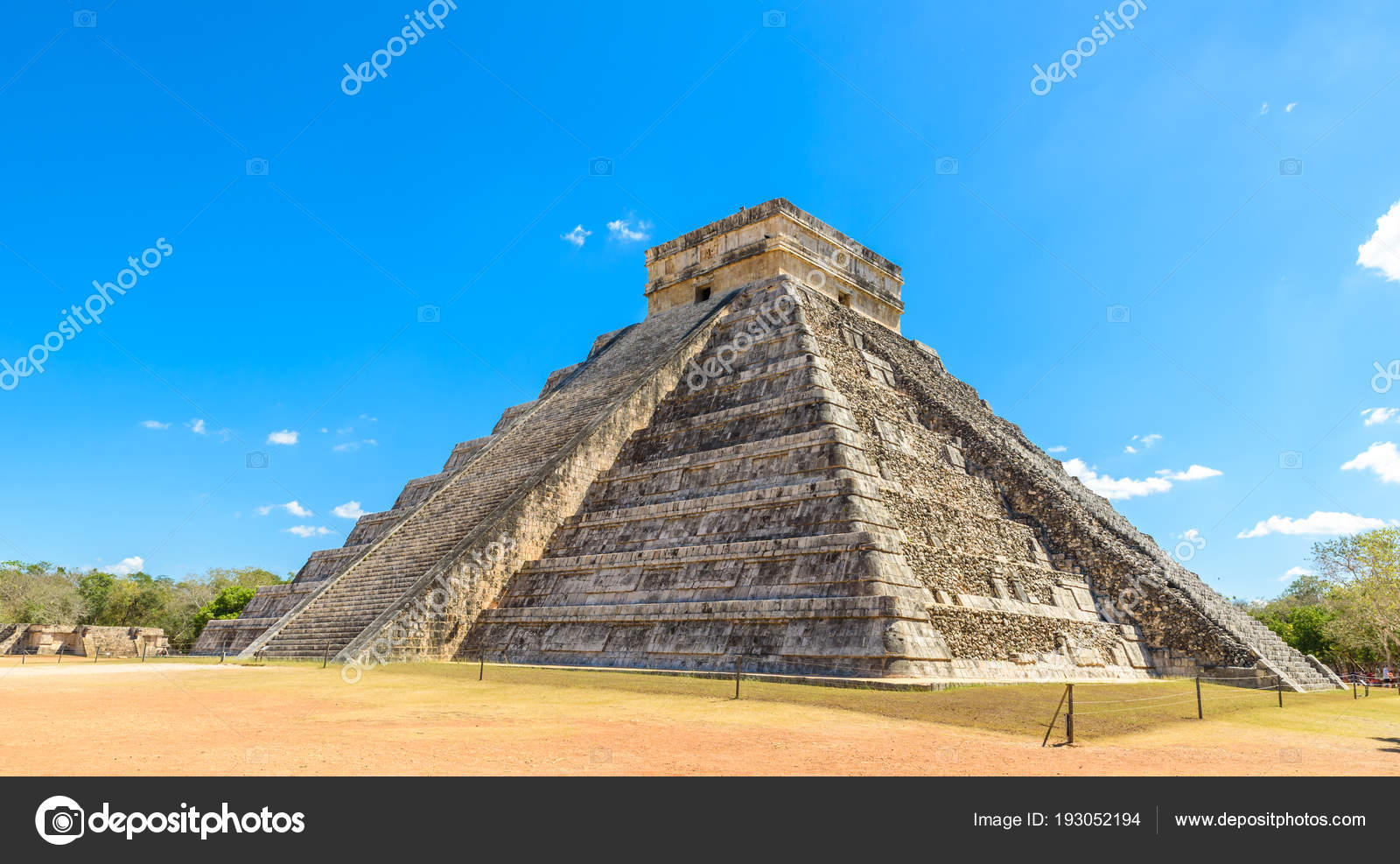 Chichen Itza Castillo Pyramid Ancient Maya Temple Ruins Yucatan Mexico ...